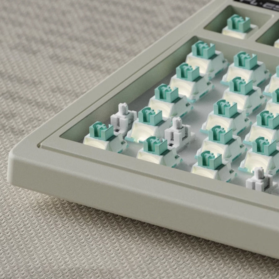 FL·ESPORTS OG98 Retro Wireless Mechanical Keyboard - WhatGeek